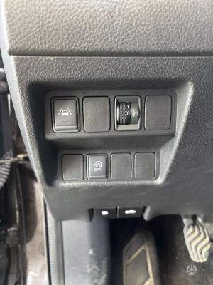 Brūns Nissan Qashqai 2018 Tauragė, ar dzinēja tilpumu 1.46 L un nobraukumu 195 tūkst. km par 9200 €, foto 23 vietnē AUTOMOTO.COM.LV