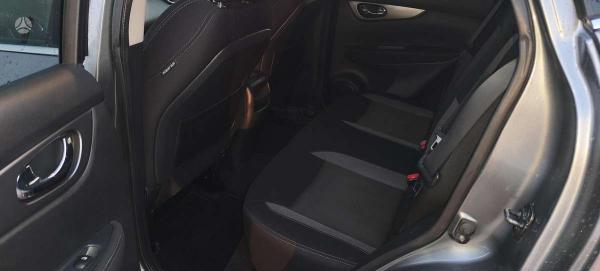 Brown Nissan Qashqai 2018 in Taurage, with an engine capacity of 1.20 L and mileage of 101 thousand km for 9900 €, photo 10 on AUTOMOTO.COM.LV