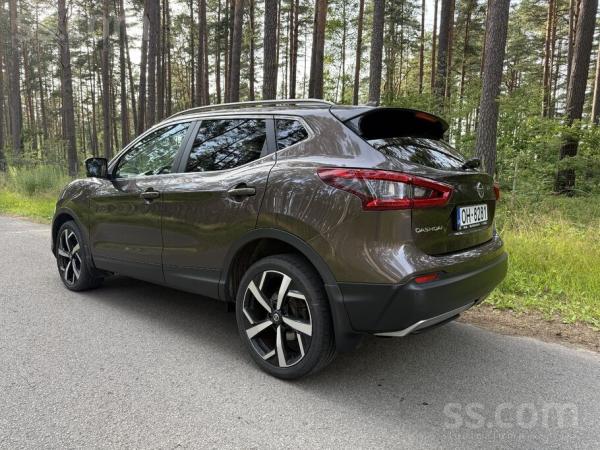 Brūns Nissan Qashqai 2018 Rīga, ar dzinēja tilpumu 1.20 L un nobraukumu 116 tūkst. km par 12500 €, foto 3 vietnē AUTOMOTO.COM.LV