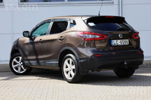 Brūns Nissan Qashqai 2018 Rīga, ar dzinēja tilpumu 1.20 L un nobraukumu 0 tūkst. km par 6495 €, foto 4 vietnē AUTOMOTO.COM.LV