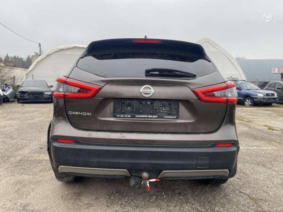 Brown Nissan Qashqai 2018 in Radviliskis, with an engine capacity of 1.46 L and mileage of 191 thousand km for 7950 €, photo 7 on AUTOMOTO.COM.LV