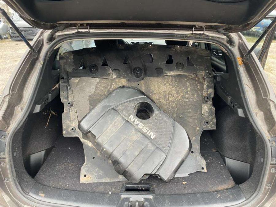 Brown Nissan Qashqai 2018 in Radviliskis, with an engine capacity of 1.46 L and mileage of 191 thousand km for 7950 €, photo 17 on AUTOMOTO.COM.LV