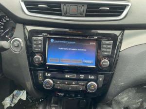 Brown Nissan Qashqai 2018 in Radviliskis, with an engine capacity of 1.46 L and mileage of 191 thousand km for 7950 €, photo 19 on AUTOMOTO.COM.LV