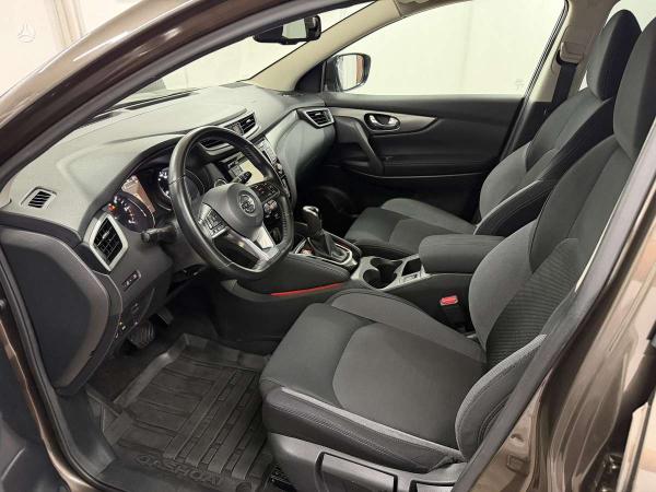 Brown Nissan Qashqai 2018 in Kaunas, with an engine capacity of 1.60 L and mileage of 205 thousand km for 9700 €, photo 8 on AUTOMOTO.COM.LV