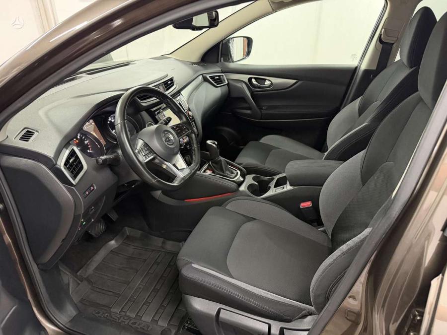 Brūns Nissan Qashqai 2018 Kauņa, ar dzinēja tilpumu 1.60 L un nobraukumu 205 tūkst. km par 9700 €, foto 9 vietnē AUTOMOTO.COM.LV