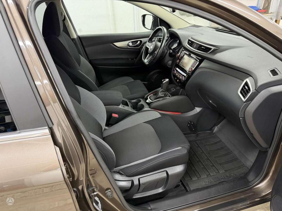 Brūns Nissan Qashqai 2018 Kauņa, ar dzinēja tilpumu 1.60 L un nobraukumu 205 tūkst. km par 9700 €, foto 10 vietnē AUTOMOTO.COM.LV