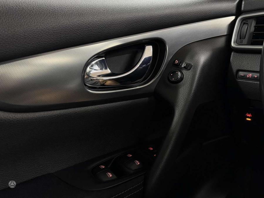 Brūns Nissan Qashqai 2018 Kauņa, ar dzinēja tilpumu 1.60 L un nobraukumu 205 tūkst. km par 9700 €, foto 22 vietnē AUTOMOTO.COM.LV