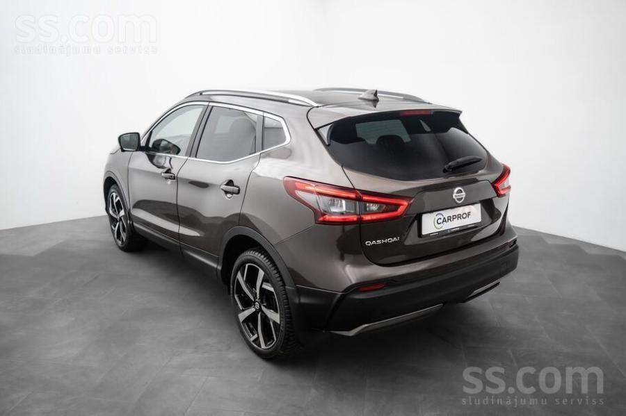 Brown Nissan Qashqai 2018 in Tallinn, with an engine capacity of 1.20 L and mileage of 184 thousand km for 11999 €, photo 9 on AUTOMOTO.COM.LV