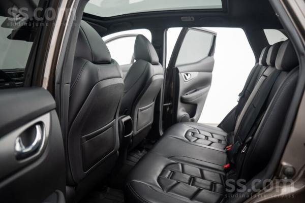 Brown Nissan Qashqai 2018 in Tallinn, with an engine capacity of 1.20 L and mileage of 184 thousand km for 11999 €, photo 10 on AUTOMOTO.COM.LV