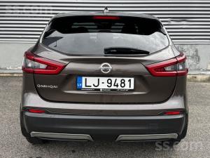 Brūns Nissan Qashqai 2018 Rīga, ar dzinēja tilpumu 1.20 L un nobraukumu 141 tūkst. km par 10900 €, foto 5 vietnē AUTOMOTO.COM.LV