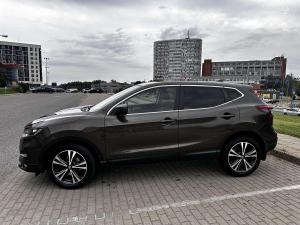 Brūns Nissan Qashqai 2018 Viļņa, ar dzinēja tilpumu 1.20 L un nobraukumu 90 tūkst. km par 12500 €, foto 3 vietnē AUTOMOTO.COM.LV
