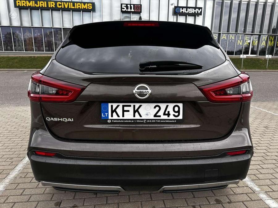 Brūns Nissan Qashqai 2018 Viļņa, ar dzinēja tilpumu 1.20 L un nobraukumu 90 tūkst. km par 12500 €, foto 7 vietnē AUTOMOTO.COM.LV