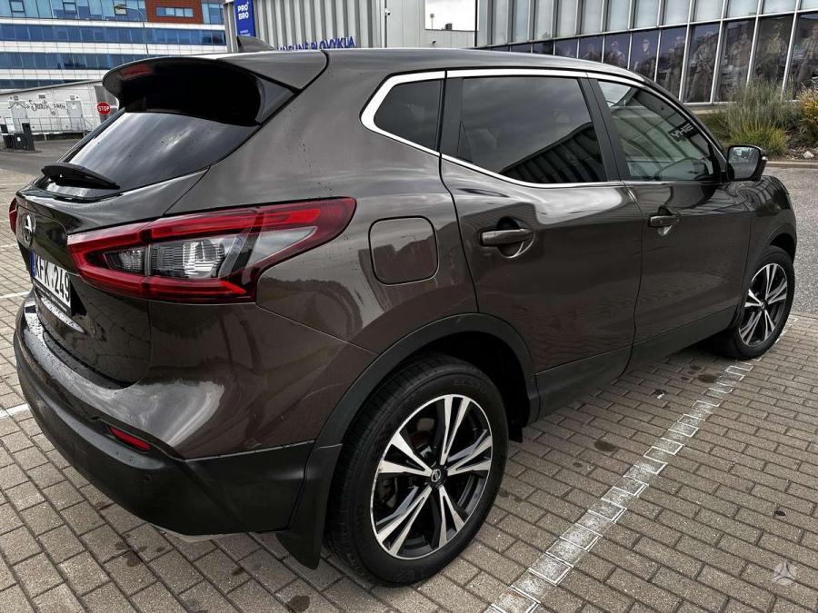 Brūns Nissan Qashqai 2018 Viļņa, ar dzinēja tilpumu 1.20 L un nobraukumu 90 tūkst. km par 12500 €, foto 8 vietnē AUTOMOTO.COM.LV
