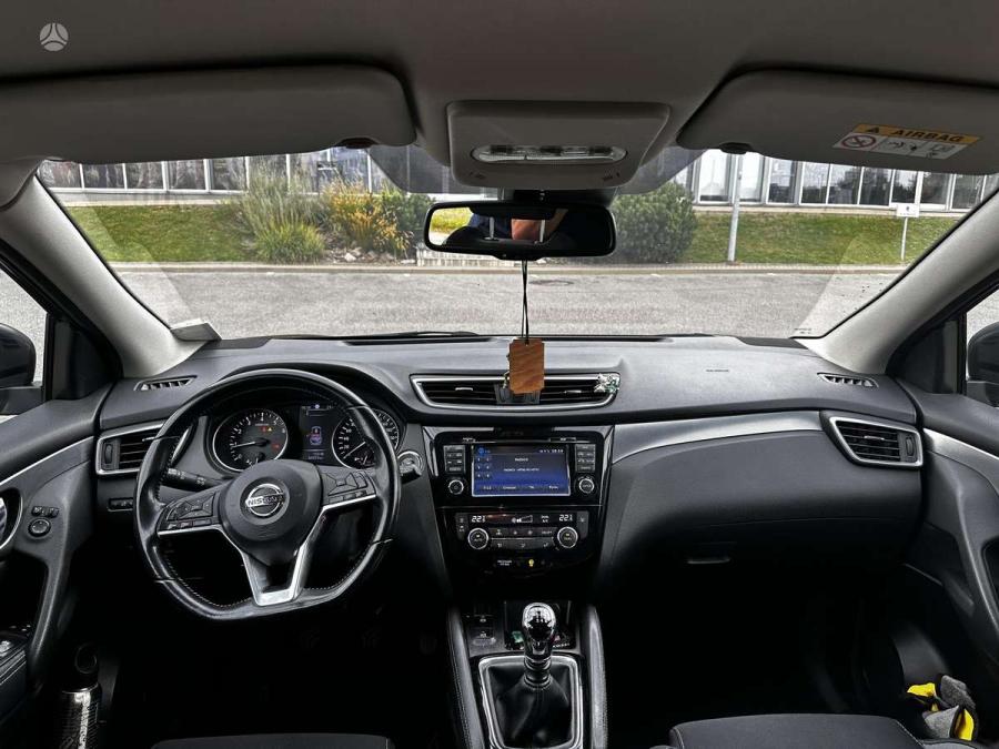 Brūns Nissan Qashqai 2018 Viļņa, ar dzinēja tilpumu 1.20 L un nobraukumu 90 tūkst. km par 12500 €, foto 11 vietnē AUTOMOTO.COM.LV