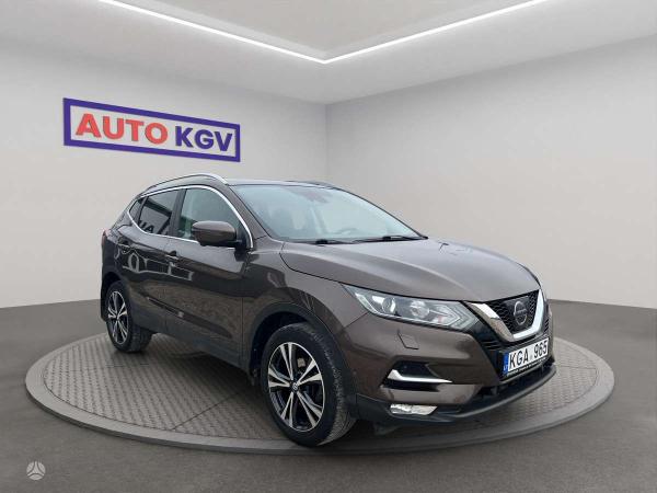 Nissan Qashqai 2018 in Kaunas on AUTOMOTO.COM.LV Brown Nissan Qashqai 2018 in Kaunas, with an engine capacity of 1.20 L and mileage of 96 thousand km for 14799 €, photo 8 on AUTOMOTO.COM.LV
