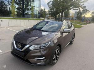 Brown Nissan Qashqai 2018 in Panevezys, with an engine capacity of 1.62 L and mileage of 203 thousand km for 11200 €, photo 3 on AUTOMOTO.COM.LV