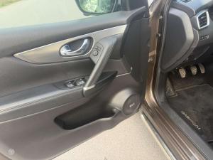 Brown Nissan Qashqai 2018 in Panevezys, with an engine capacity of 1.62 L and mileage of 203 thousand km for 11200 €, photo 28 on AUTOMOTO.COM.LV