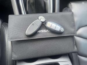 Brown Nissan Qashqai 2018 in Panevezys, with an engine capacity of 1.62 L and mileage of 203 thousand km for 11200 €, photo 32 on AUTOMOTO.COM.LV