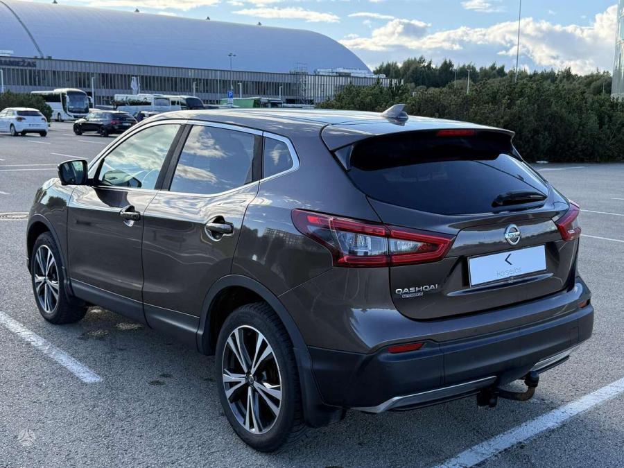 Brūns Nissan Qashqai 2018 Šauļi, ar dzinēja tilpumu 1.20 L un nobraukumu 119 tūkst. km par 7300 €, foto 6 vietnē AUTOMOTO.COM.LV