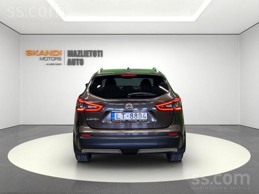 Brūns Nissan Qashqai 2018 Rīga, ar dzinēja tilpumu 1.20 L un nobraukumu 126 tūkst. km par 14990 €, foto 6 vietnē AUTOMOTO.COM.LV