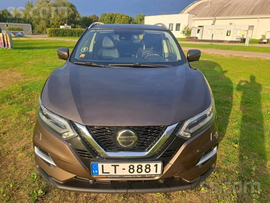 Коричневый Ниссан Кашкай 2018 в Рига, объемом двигателя 1.20 л и пробегом 163 тыс. км за 11400 €, фото 1 на AUTOMOTO.COM.LV