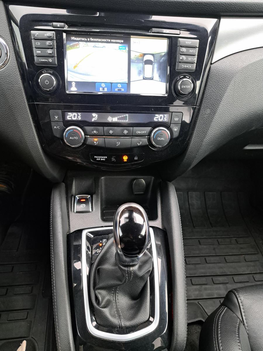 Brown Nissan Qashqai 2018 in Riga, with an engine capacity of 1.20 L and mileage of 164 thousand km for 10000 €, photo 14 on AUTOMOTO.COM.LV