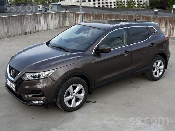 Brown Nissan Qashqai 2019 in Riga, with an engine capacity of 1.30 L and mileage of 84 thousand km for 16190 €, photo 2 on AUTOMOTO.COM.LV