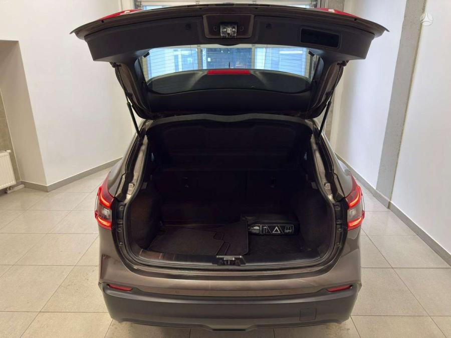 Brūns Nissan Qashqai 2019 Viļņa, ar dzinēja tilpumu 1.33 L un nobraukumu 61 tūkst. km par 11800 €, foto 10 vietnē AUTOMOTO.COM.LV