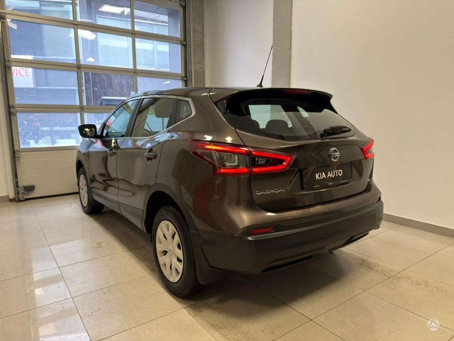 Brūns Nissan Qashqai 2019 Viļņa, ar dzinēja tilpumu 1.33 L un nobraukumu 61 tūkst. km par 11800 €, foto 23 vietnē AUTOMOTO.COM.LV