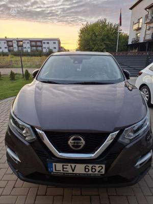 Brown Nissan Qashqai 2019 in Kaunas, with an engine capacity of 1.33 L and mileage of 67 thousand km for 14699 €, photo  on AUTOMOTO.COM.LV