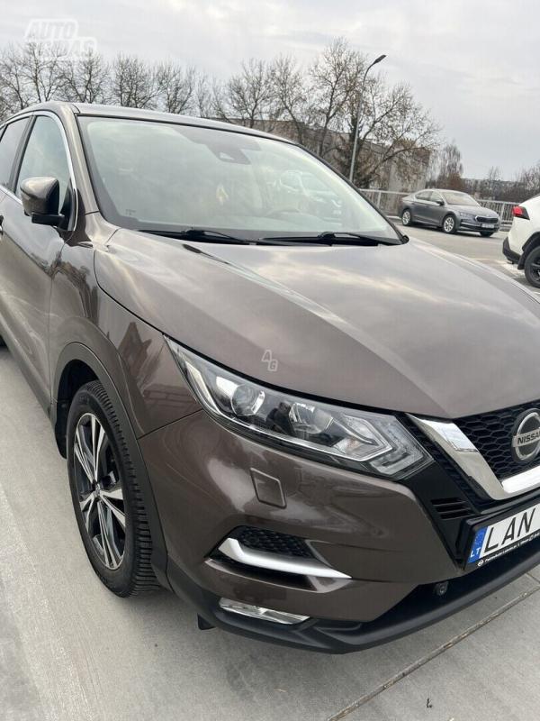 Brūns Nissan Qashqai 2019 Viļņa, ar dzinēja tilpumu 1.30 L un nobraukumu 82 tūkst. km par 14500 €, foto 4 vietnē AUTOMOTO.COM.LV