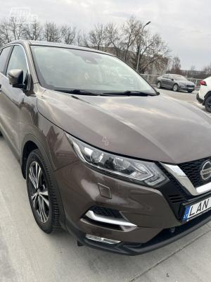 Brūns Nissan Qashqai 2019 Viļņa, ar dzinēja tilpumu 1.30 L un nobraukumu 82 tūkst. km par 14500 €, foto 4 vietnē AUTOMOTO.COM.LV