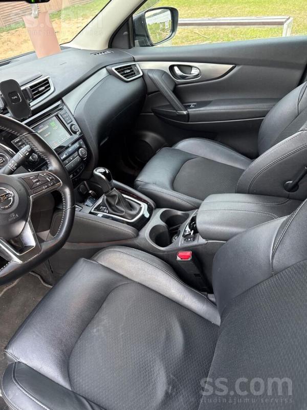 Brūns Nissan Qashqai 2019 Ogre, ar dzinēja tilpumu 1.30 L un nobraukumu 107 tūkst. km par 13000 €, foto 5 vietnē AUTOMOTO.COM.LV