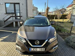 Brown Nissan Qashqai 2019 in Gargzdai, with an engine capacity of 1.30 L and mileage of 128 thousand km for 13500 €, photo  on AUTOMOTO.COM.LV