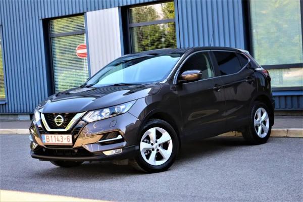 Brown Nissan Qashqai 2019 in Riga, with an engine capacity of 1.30 L and mileage of 90 thousand km for 12900 €, photo 2 on AUTOMOTO.COM.LV