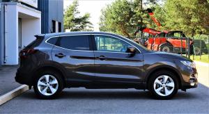 Brown Nissan Qashqai 2019 in Riga, with an engine capacity of 1.30 L and mileage of 90 thousand km for 12900 €, photo 5 on AUTOMOTO.COM.LV