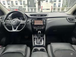 Brown Nissan Qashqai 2019 in Vilnius, with an engine capacity of 1.33 L and mileage of 258 thousand km for 8900 €, photo 15 on AUTOMOTO.COM.LV