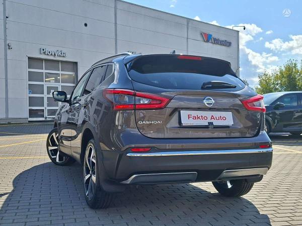 Brown Nissan Qashqai 2019 in Vilnius, with an engine capacity of 1.33 L and mileage of 91 thousand km for 15200 €, photo 3 on AUTOMOTO.COM.LV
