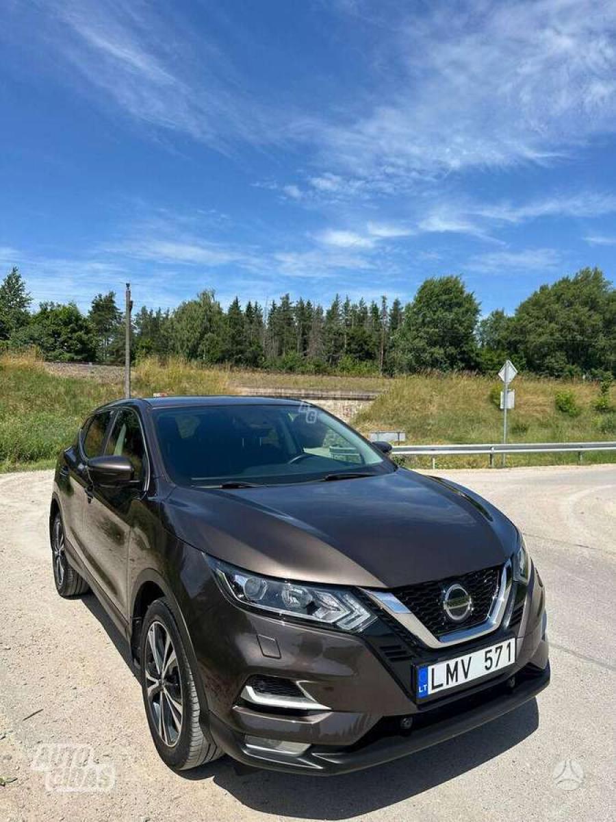 Brūns Nissan Qashqai 2020 Viļņa, ar dzinēja tilpumu 1.33 L un nobraukumu 75 tūkst. km par 14490 €, foto 1 vietnē AUTOMOTO.COM.LV