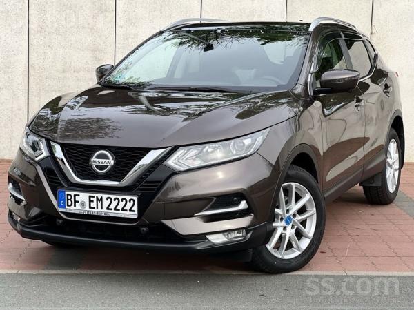 Brūns Nissan Qashqai 2021 Jelgava, ar dzinēja tilpumu 1.40 L un nobraukumu 74 tūkst. km par 17800 €, foto 1 vietnē AUTOMOTO.COM.LV
