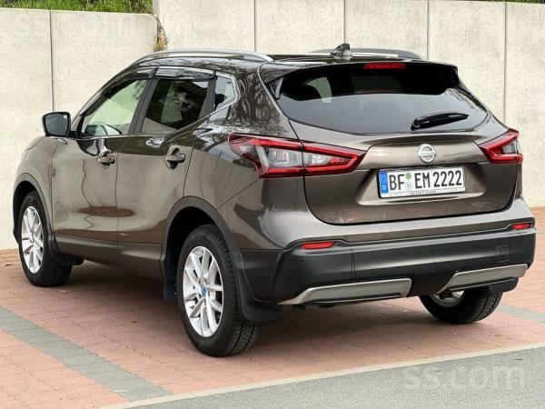 Brūns Nissan Qashqai 2021 Jelgava, ar dzinēja tilpumu 1.40 L un nobraukumu 74 tūkst. km par 17800 €, foto 7 vietnē AUTOMOTO.COM.LV