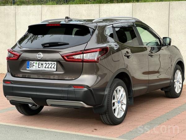 Brūns Nissan Qashqai 2021 Jelgava, ar dzinēja tilpumu 1.40 L un nobraukumu 74 tūkst. km par 17800 €, foto 8 vietnē AUTOMOTO.COM.LV