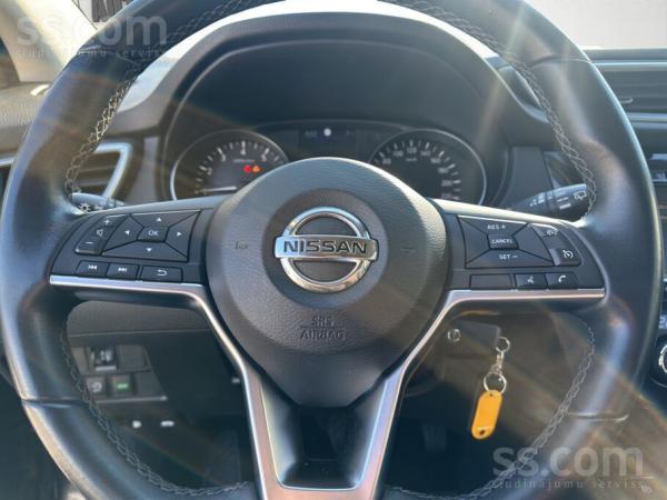 Brown Nissan Qashqai 2021 in Riga, with an engine capacity of 1.30 L and mileage of 116 thousand km for 15490 €, photo 10 on AUTOMOTO.COM.LV