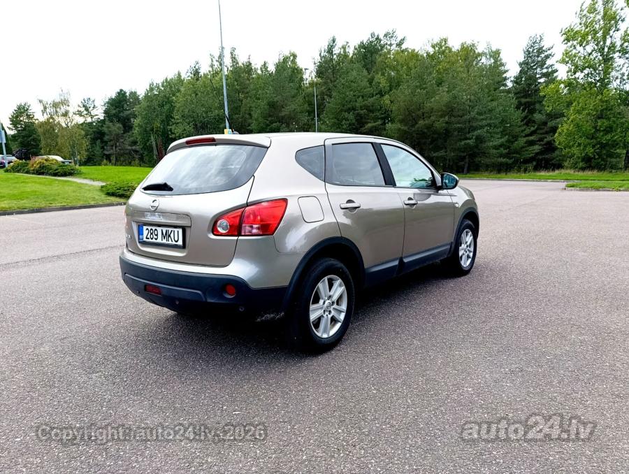 Brūns Nissan Qashqai 2007 Tallina, ar dzinēja tilpumu 2.00 L un nobraukumu 275 tūkst. km par 1899 €, foto 5 vietnē AUTOMOTO.COM.LV