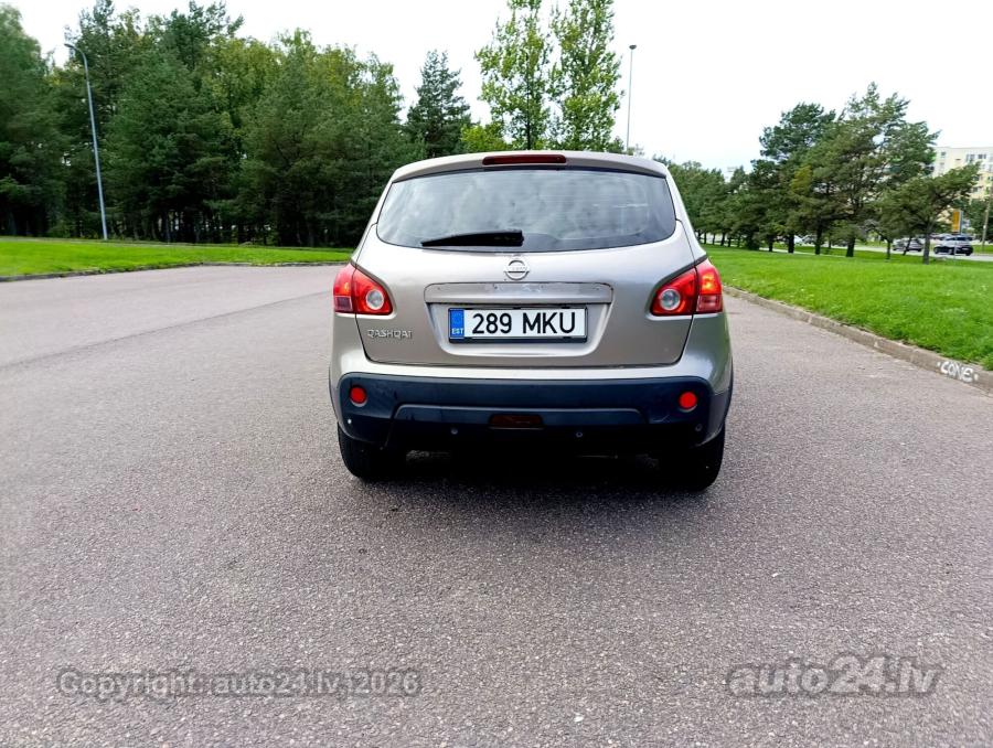 Brūns Nissan Qashqai 2007 Tallina, ar dzinēja tilpumu 2.00 L un nobraukumu 275 tūkst. km par 1899 €, foto 7 vietnē AUTOMOTO.COM.LV