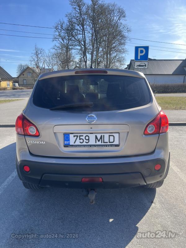 Brown Nissan Qashqai 2008 in Rapla, with an engine capacity of 2.00 L and mileage of 195 thousand km for 4300 €, photo 3 on AUTOMOTO.COM.LV