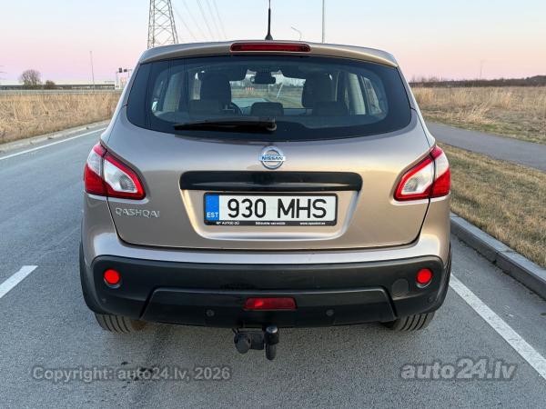 Brūns Nissan Qashqai 2012 Tallina, ar dzinēja tilpumu 1.60 L un nobraukumu 181 tūkst. km par 4990 €, foto 5 vietnē AUTOMOTO.COM.LV