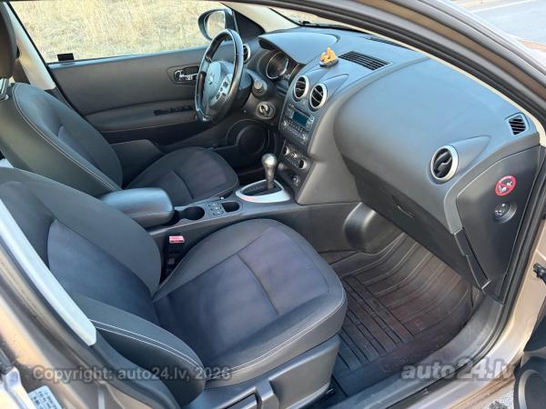 Brūns Nissan Qashqai 2012 Tallina, ar dzinēja tilpumu 1.60 L un nobraukumu 181 tūkst. km par 4990 €, foto 9 vietnē AUTOMOTO.COM.LV