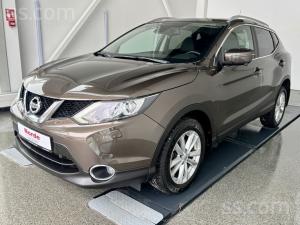 Brown Nissan Qashqai 2016 in Riga, with an engine capacity of 1.20 L and mileage of 70 thousand km for 10790 €, photo  on AUTOMOTO.COM.LV