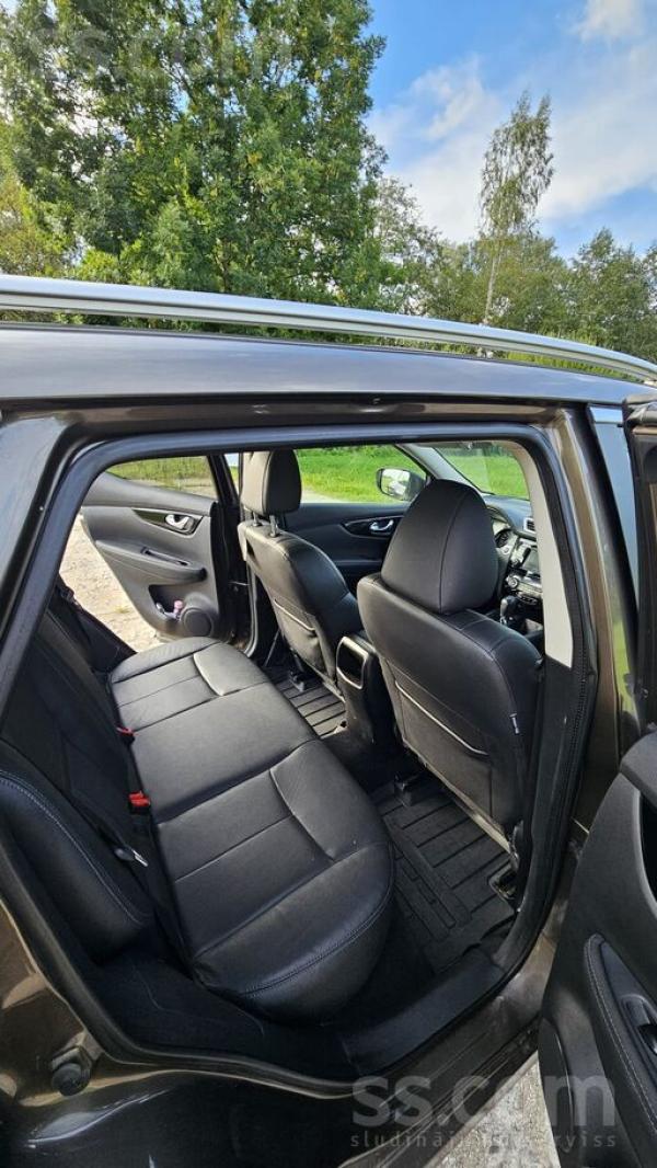 Brown Nissan Qashqai 2016 in Aizkraukle, with an engine capacity of 1.20 L and mileage of 138 thousand km for 7500 €, photo 7 on AUTOMOTO.COM.LV